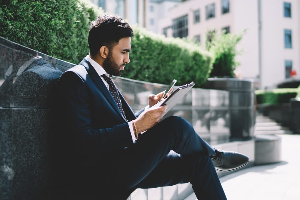 7 Formal Email Examples + Templates