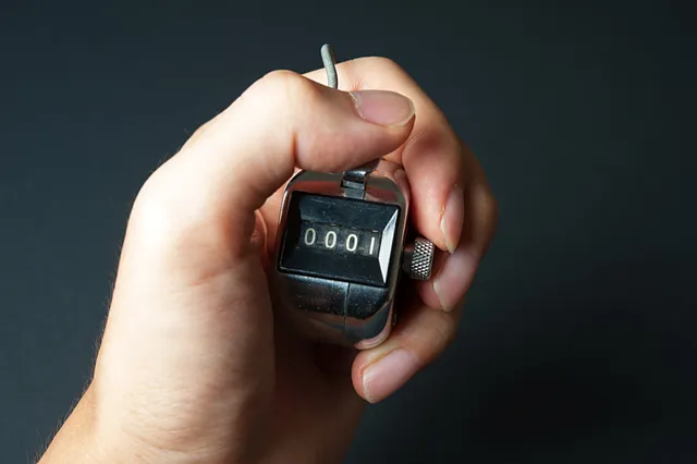 Crush Quotas With These 7 Sales Tracking Systems